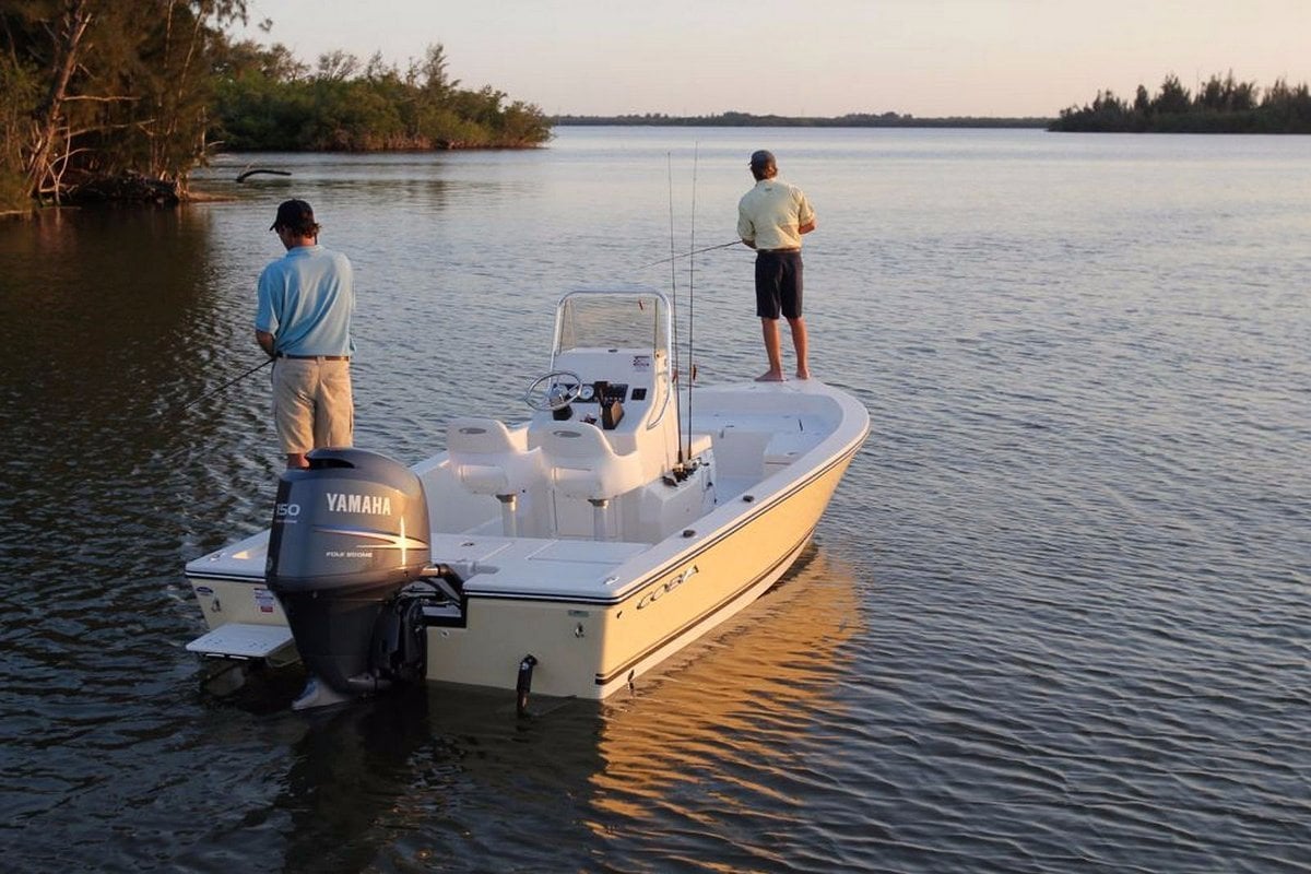 2020 Cobia 21 Bay | Boat Research | Yachthub
