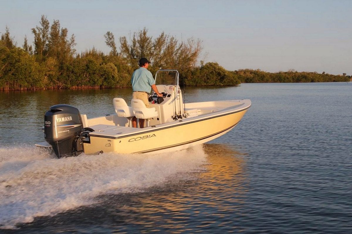 2020 Cobia 21 Bay | Boat Research | Yachthub