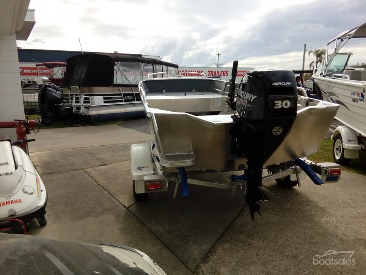 2020 Quintrex 420 Busta | Boat Research | Yachthub