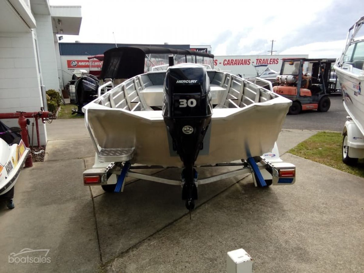 2020 Quintrex 420 Busta | Boat Research | Yachthub