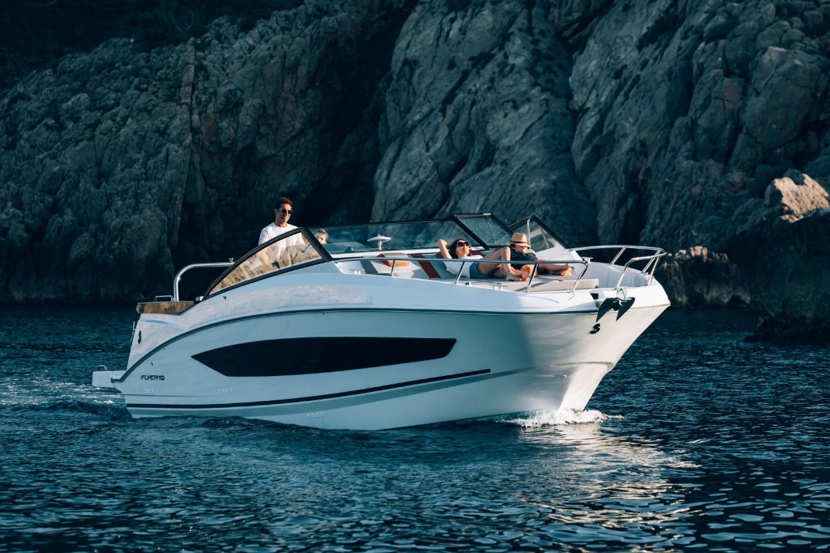 2020 Beneteau Flyer 10 | Boat Research | Boats Online