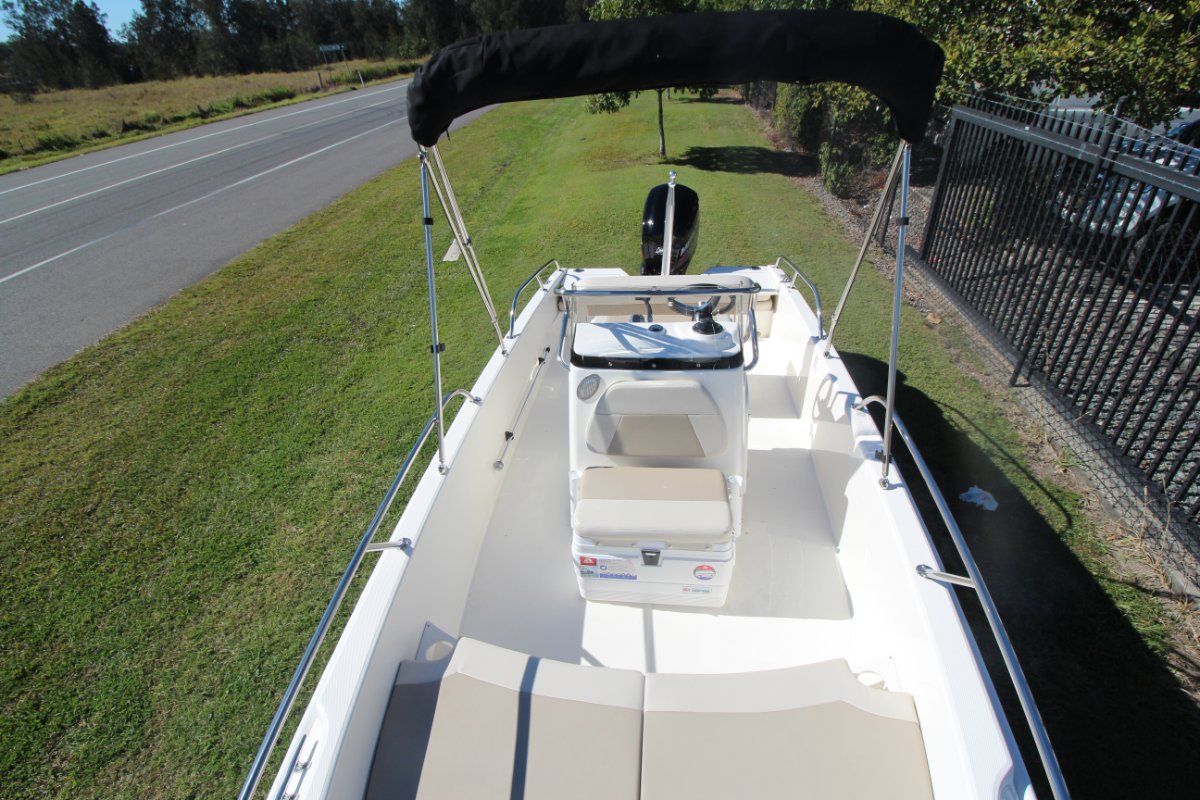 2020 Boston Whaler 170 Dauntless | Boat Research | Yachthub