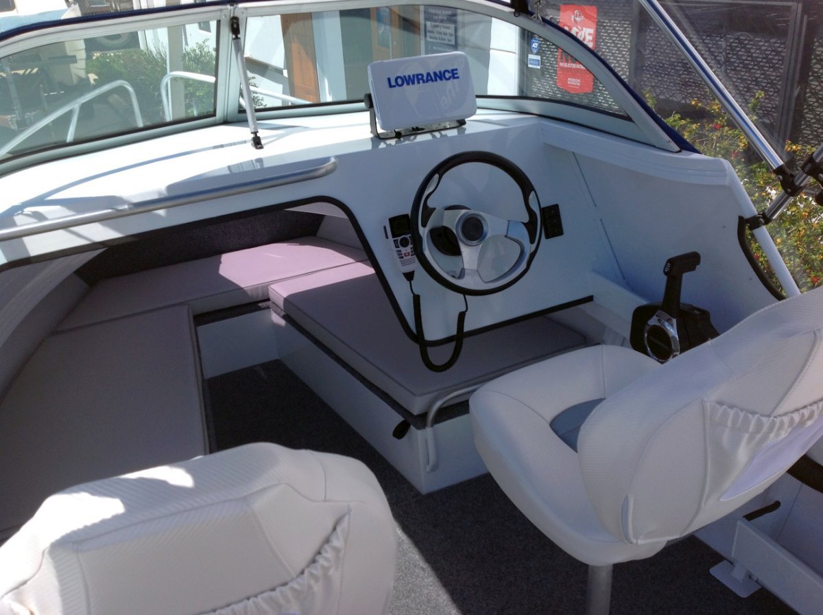 2020 Savage 545 Bluewater | Boat Research | BoatsOnline