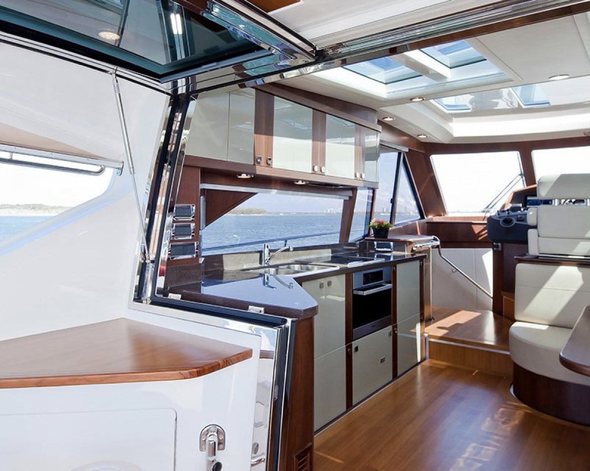 2020 Belize 54 Daybridge | Boat Research | BoatsOnline