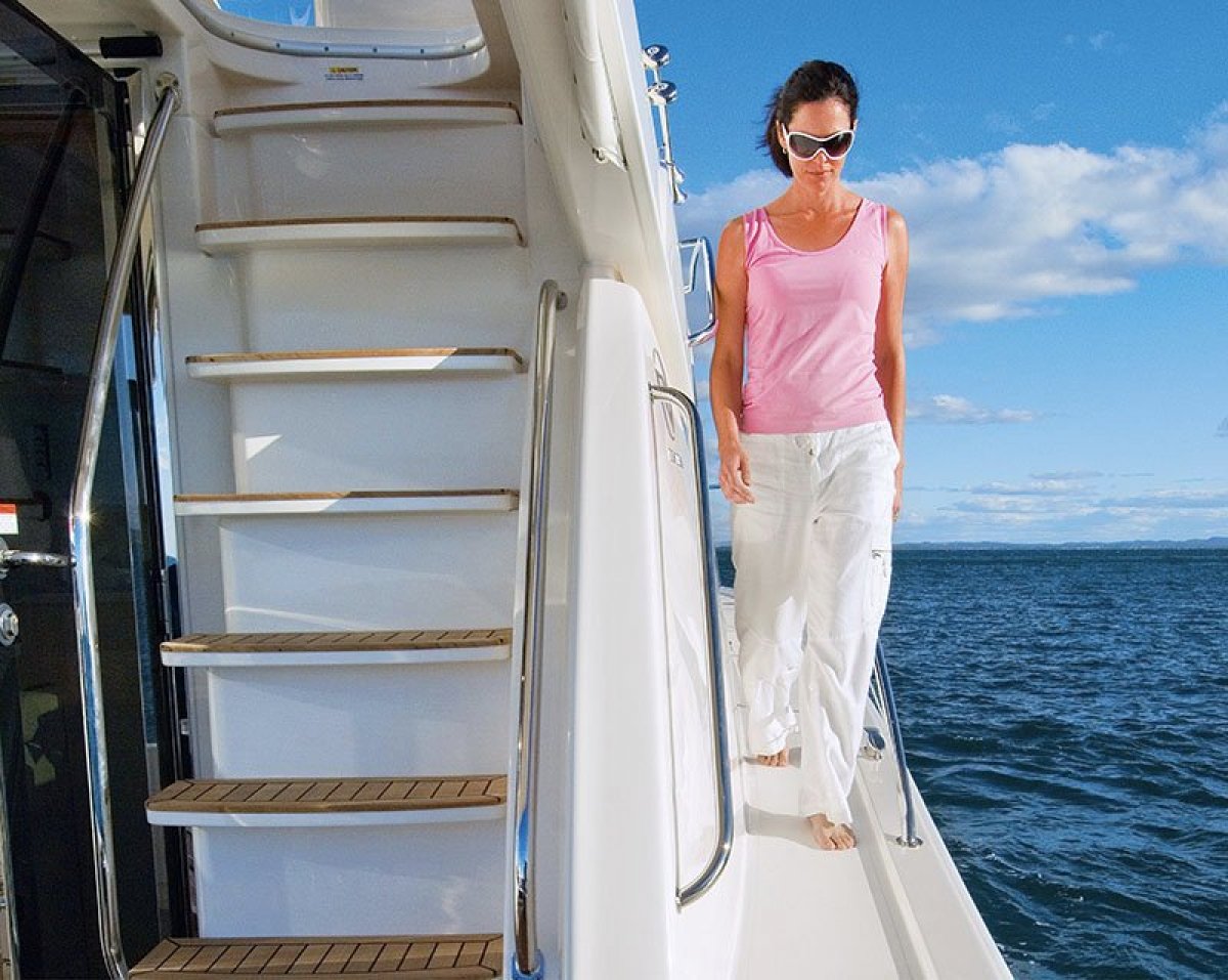 2020 Riviera 45 Open Flybridge | Boat Research | Boats Online