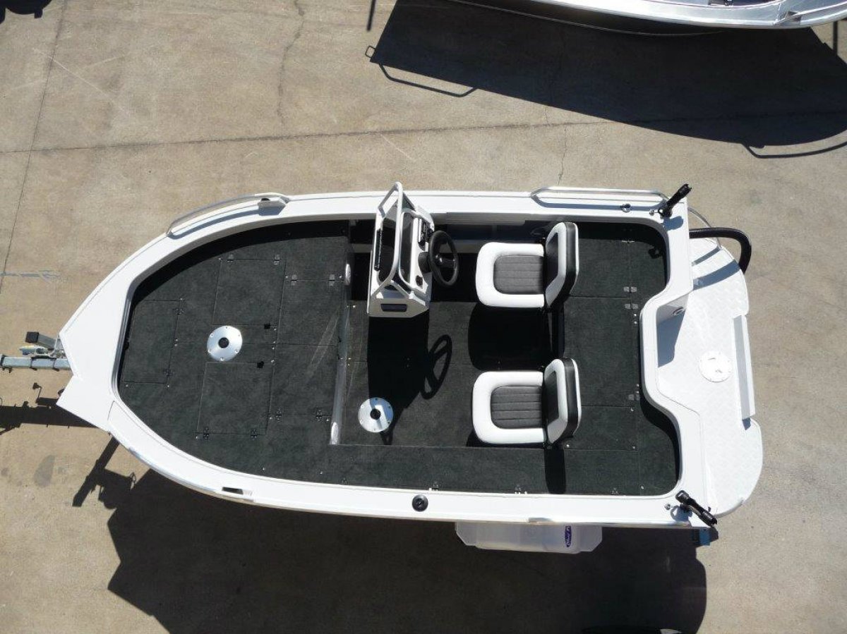 2015 Bluefin 4.35 Drifter Tournament Pro | Boat Research | Yachthub