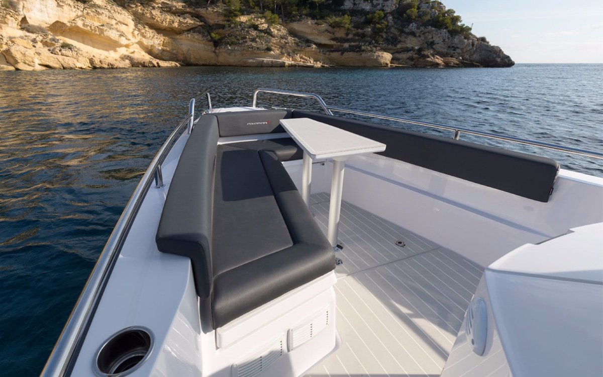 2020 Axopar 28 Aft Cabin | Boat Research | Yachthub