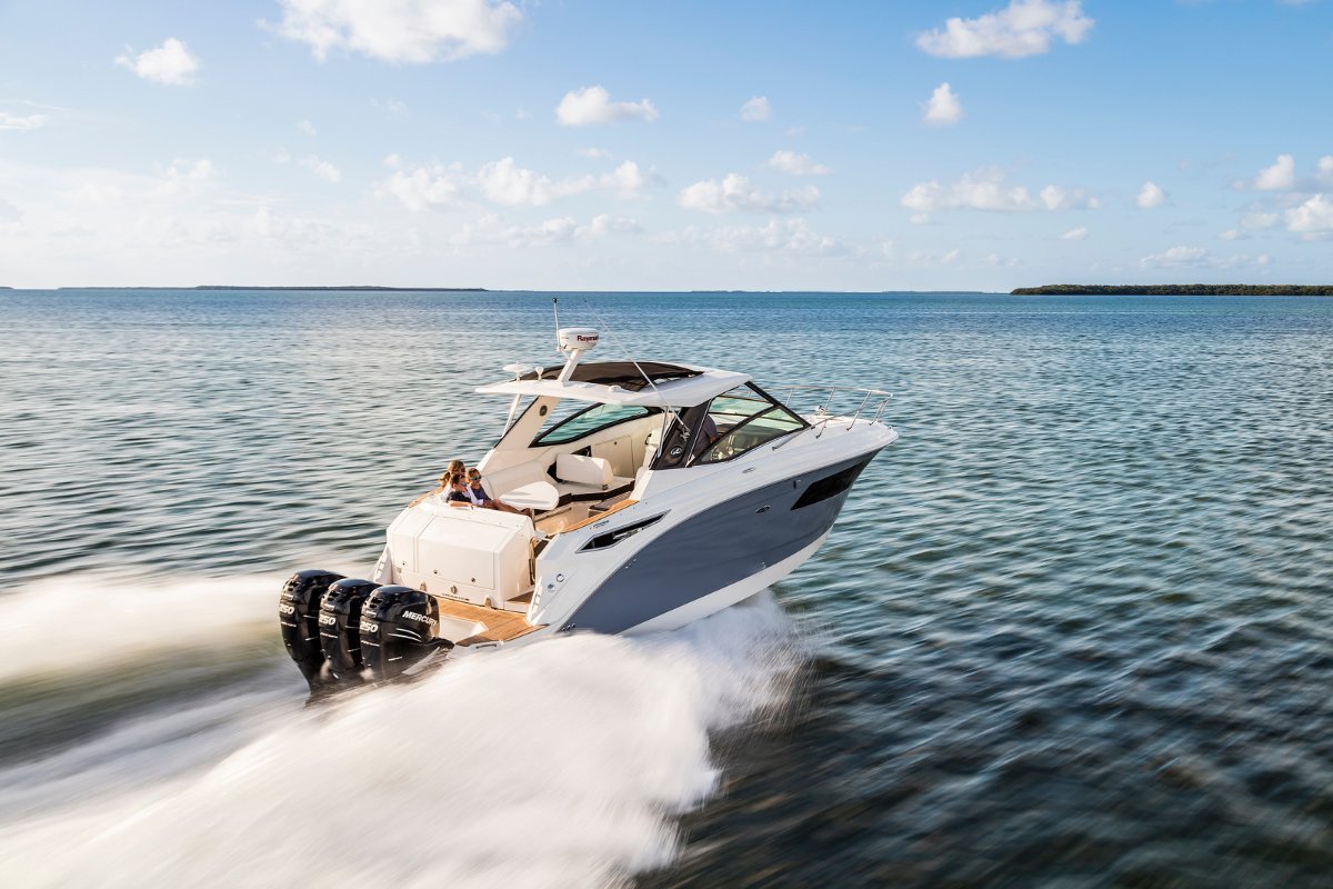 2020 Sea Ray 320 Sundancer Ob | Boat Research | Boats Online