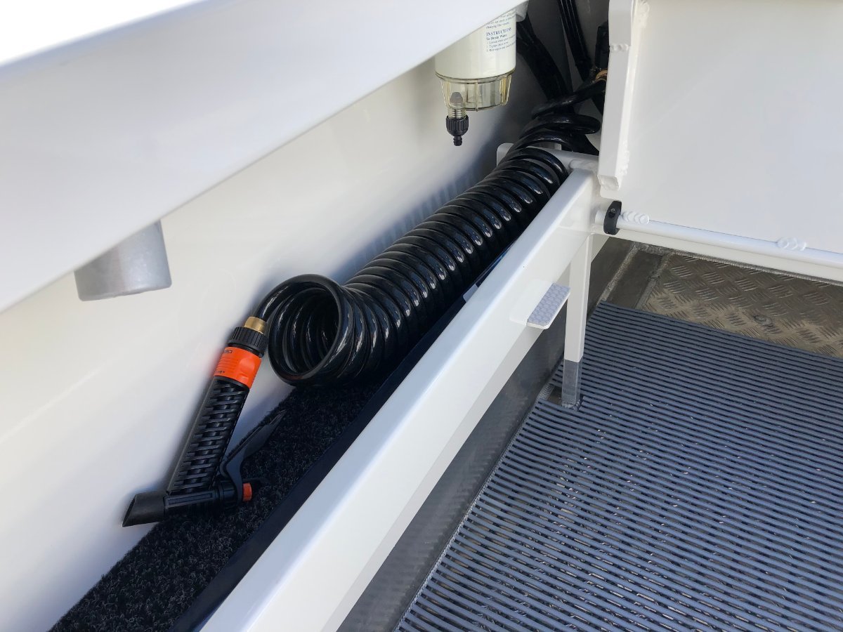 2020 Bar Crusher 670c | Boat Research | Boats Online