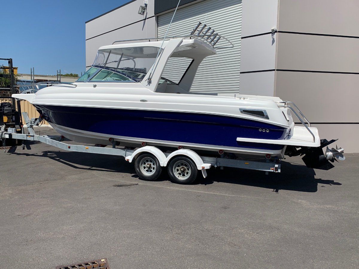 2020 Northshore 760cr Hard Top | Boat Research | Yachthub