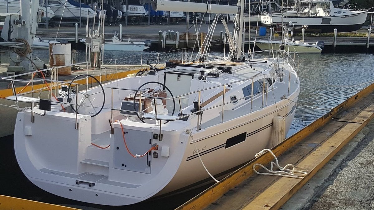 2020 Catalina 425 | Boat Research | Yachthub