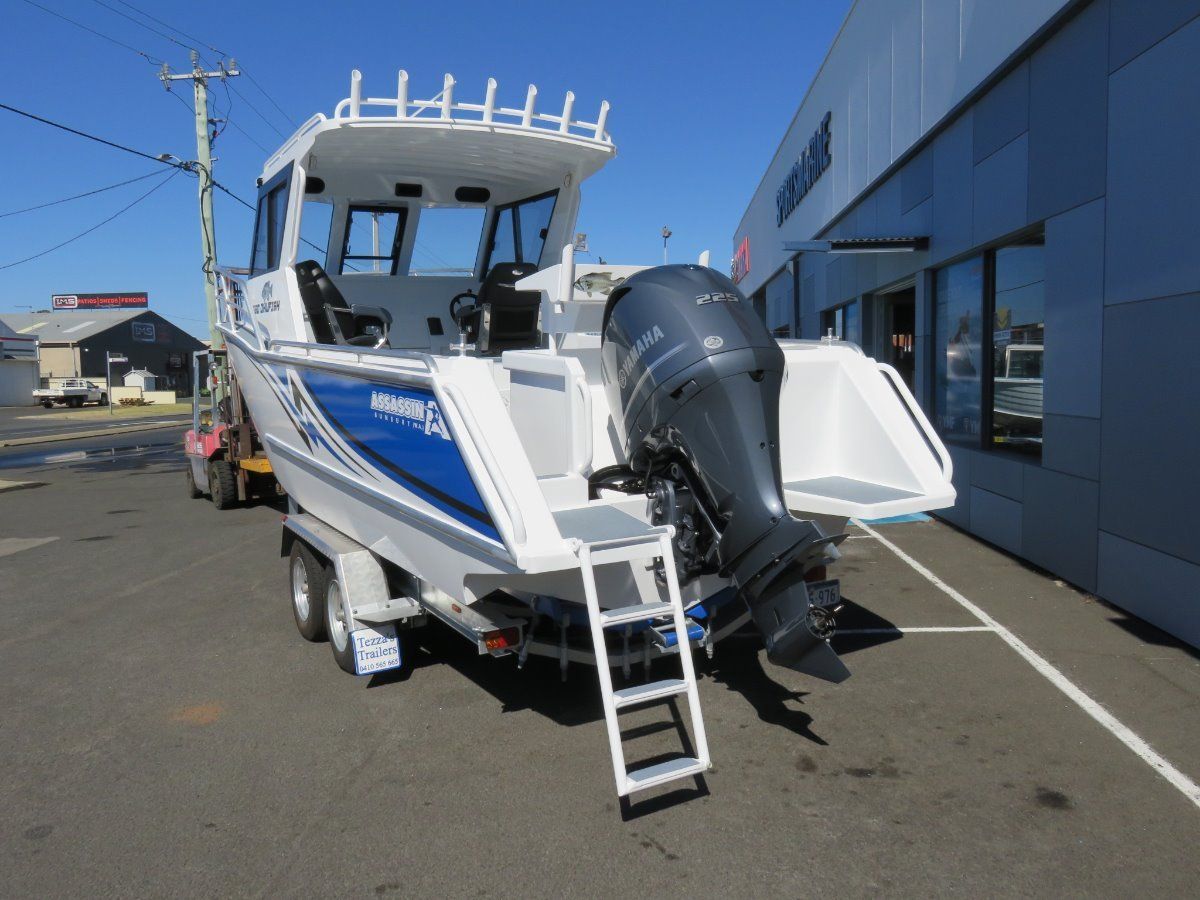 2020 Assassin 660 Hard Top | Boat Research | Boats Online