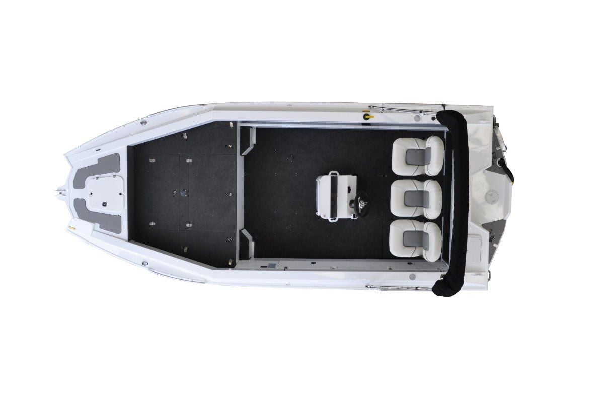 2020 Quintrex 630 Frontier Rear Centre Console | Boat Research | Boats ...