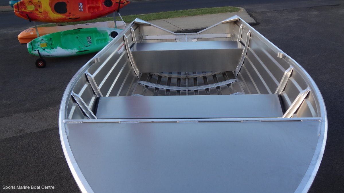 2020 Sea Jay 3.85 Angler | Boat Research | Yachthub
