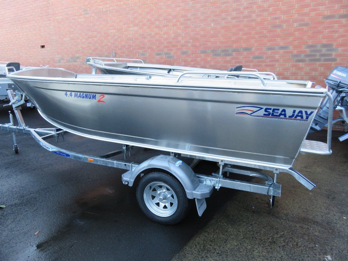 2020 Sea Jay 4.40 Magnum2 | Boat Research | BoatsOnline