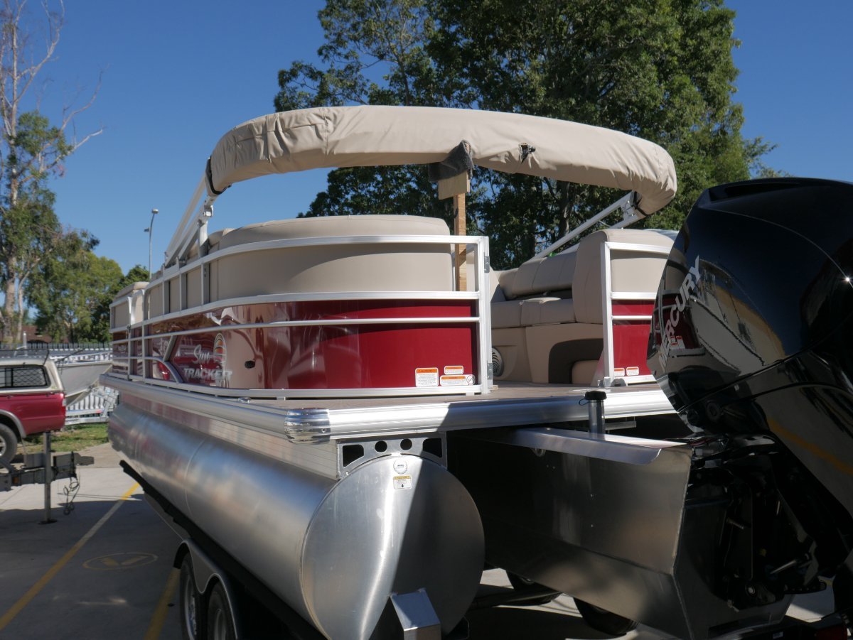 2020 Sun Tracker Party Barge 220 Xp3 | Boat Research | Yachthub