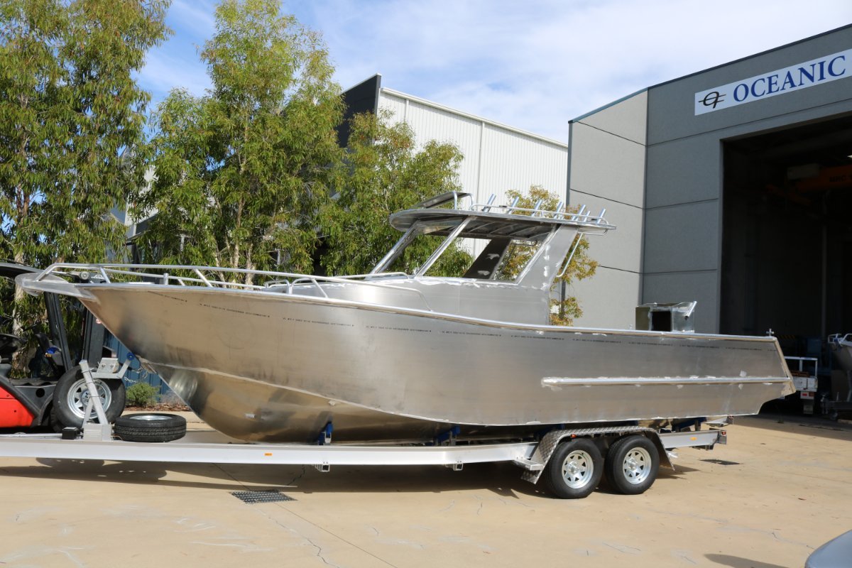 2020 Oceanic Fabrication 8.2 Center Cabin | Boat Research | Yachthub