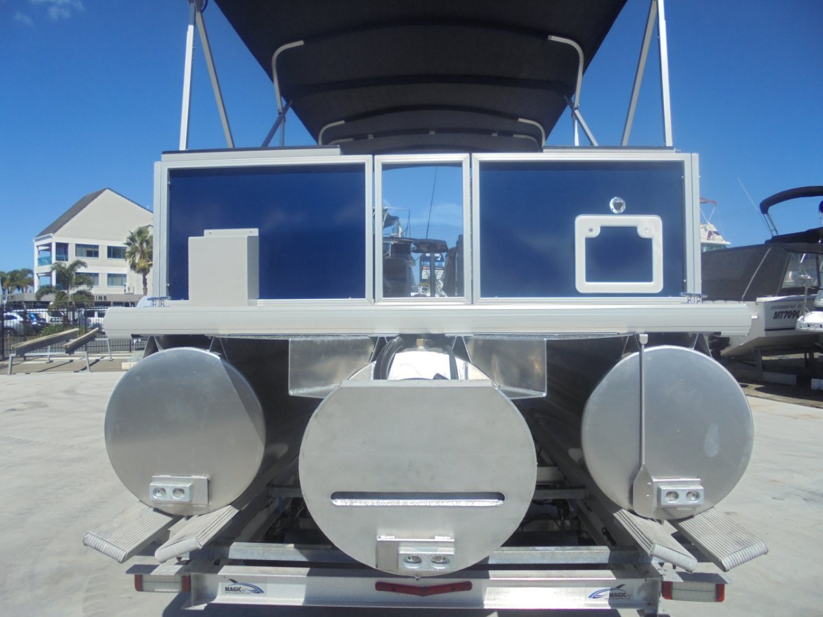 2019 Runaway Bay Pontoon Boats 22 Tri Hull | Boat Research | Boats Online