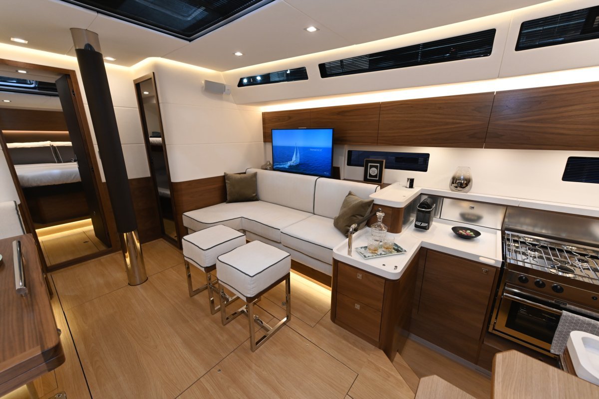 2021 Amel 50 | Boat Research | Yachthub