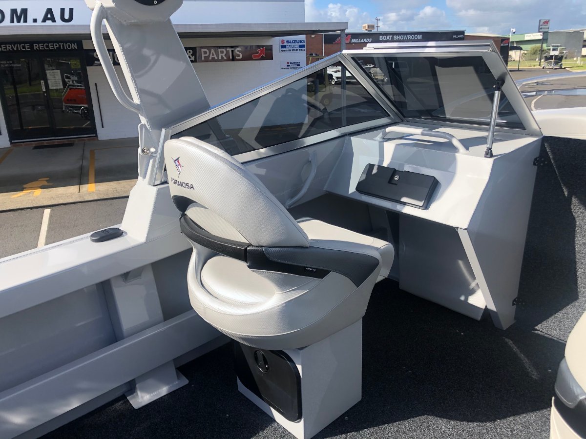 2020 Formosa Srt 595 X Bowrider | Boat Research | Boats Online