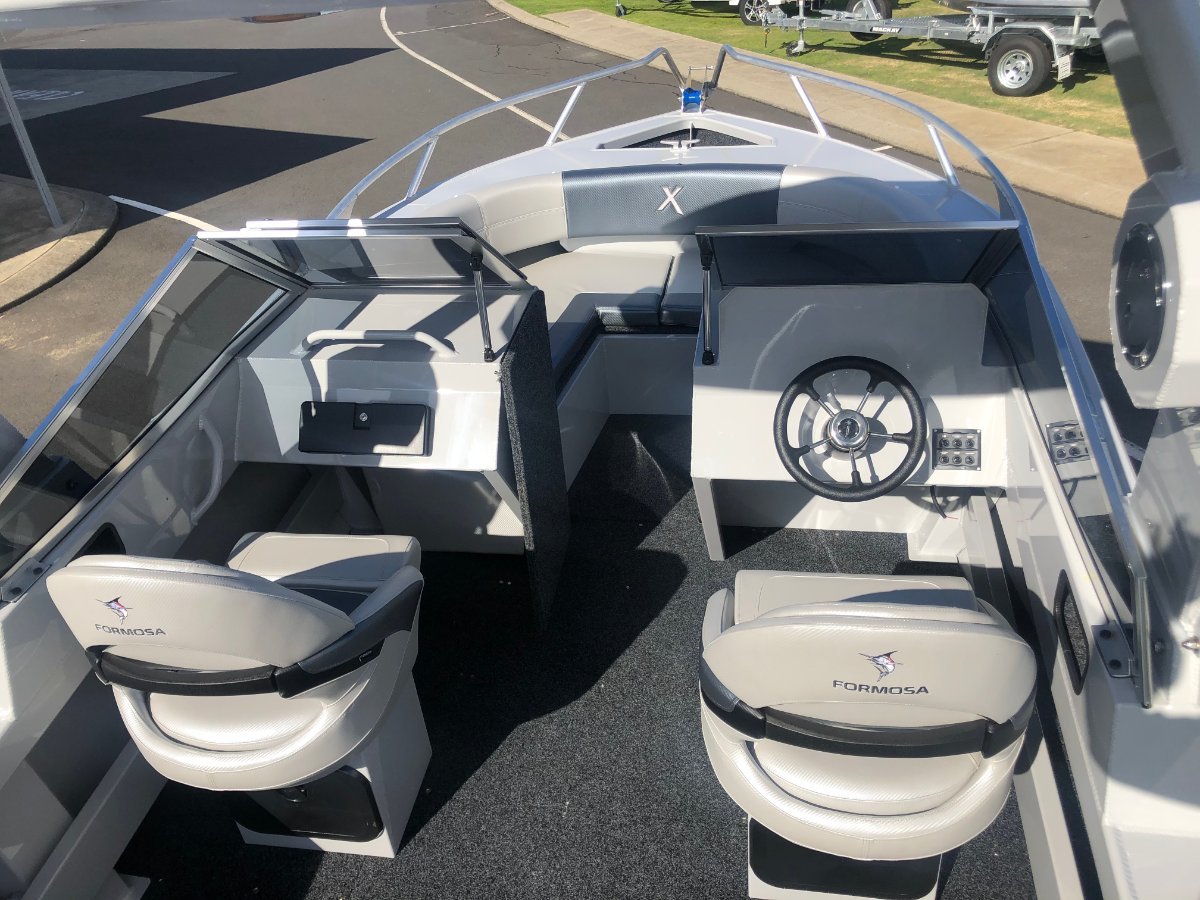 2020 Formosa Srt 595 X Bowrider | Boat Research | Boats Online