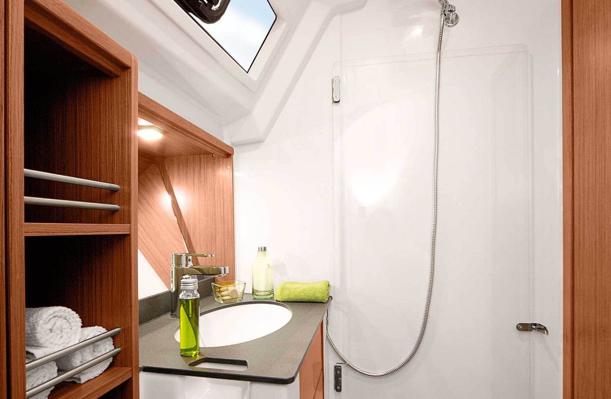 2021 Bavaria Cruiser 41s | Boat Research | Yachthub