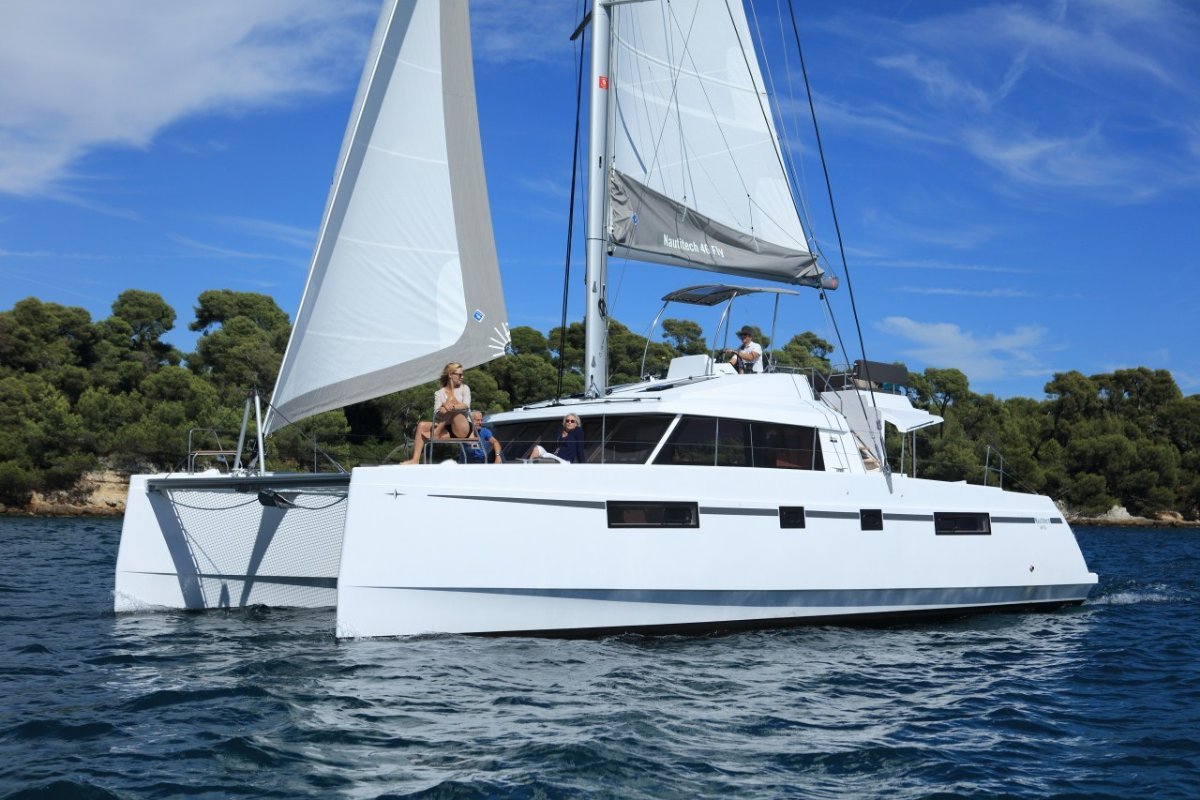 2021 Nautitech 46 Fly | Boat Research | Yachthub