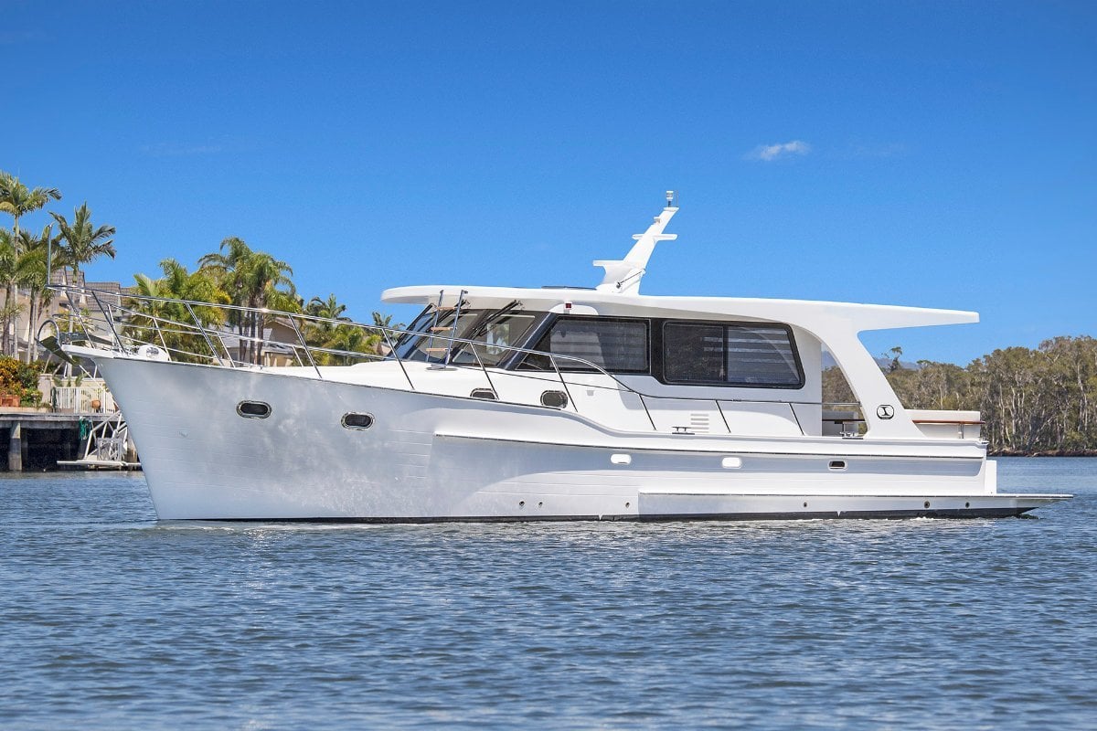 2021 Integrity 440 Sedan | Boat Research | Boats Online