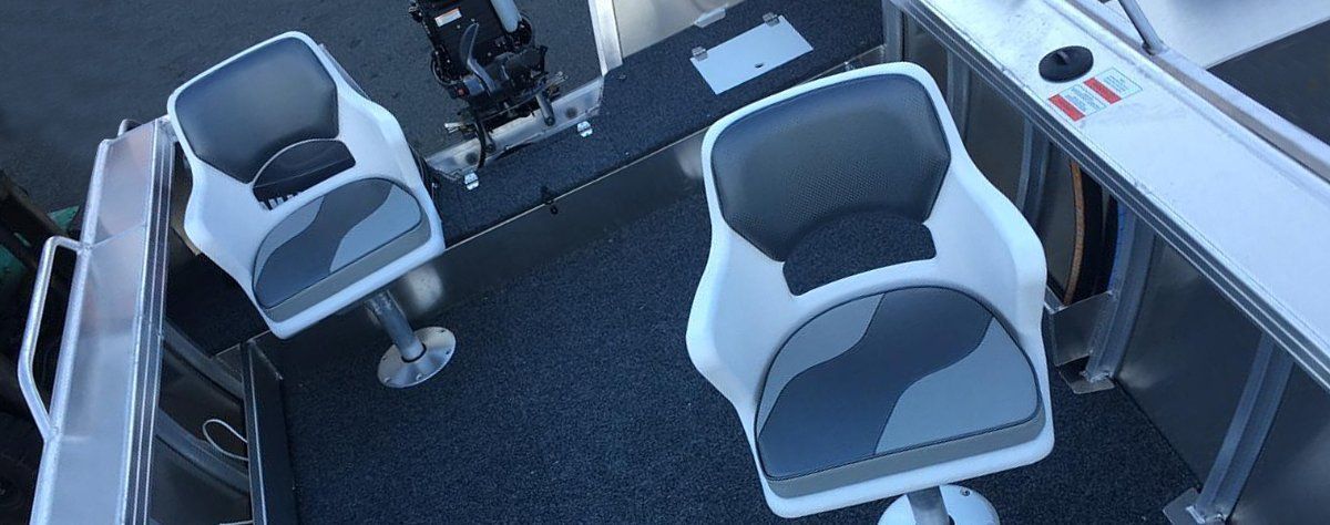 2020 Stessl 440 Apache Pro | Boat Research | Boats Online