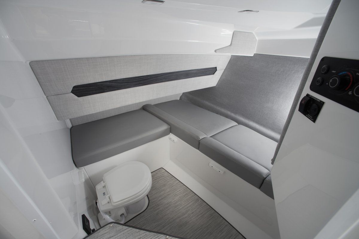 2021 Cobalt A29 | Boat Research | Boats Online