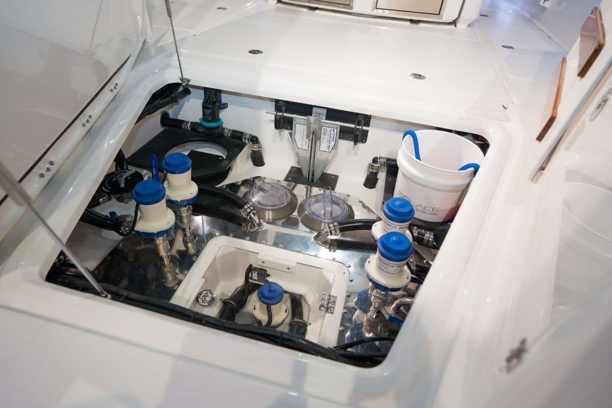 2021 Solace 345 | Boat Research | Yachthub