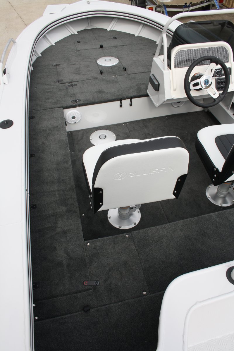 2020 Bluefin 4.55 Wildcat Pro | Boat Research | Boats Online