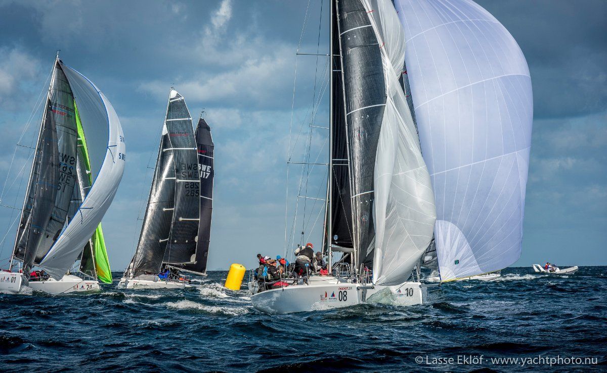 2021 Fareast 28r | Boat Research | Yachthub