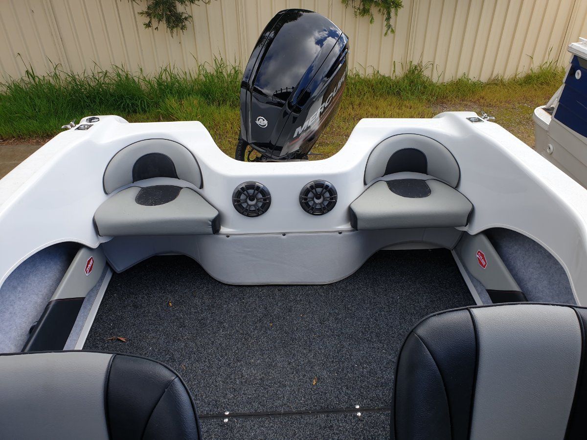 2021 Fi-glass Cavalier | Boat Research | Boats Online