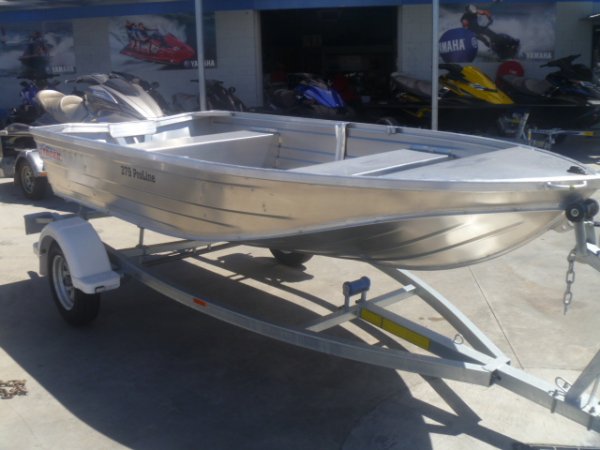 2015 Stacer 379 Proline | Boat Research | BoatsOnline