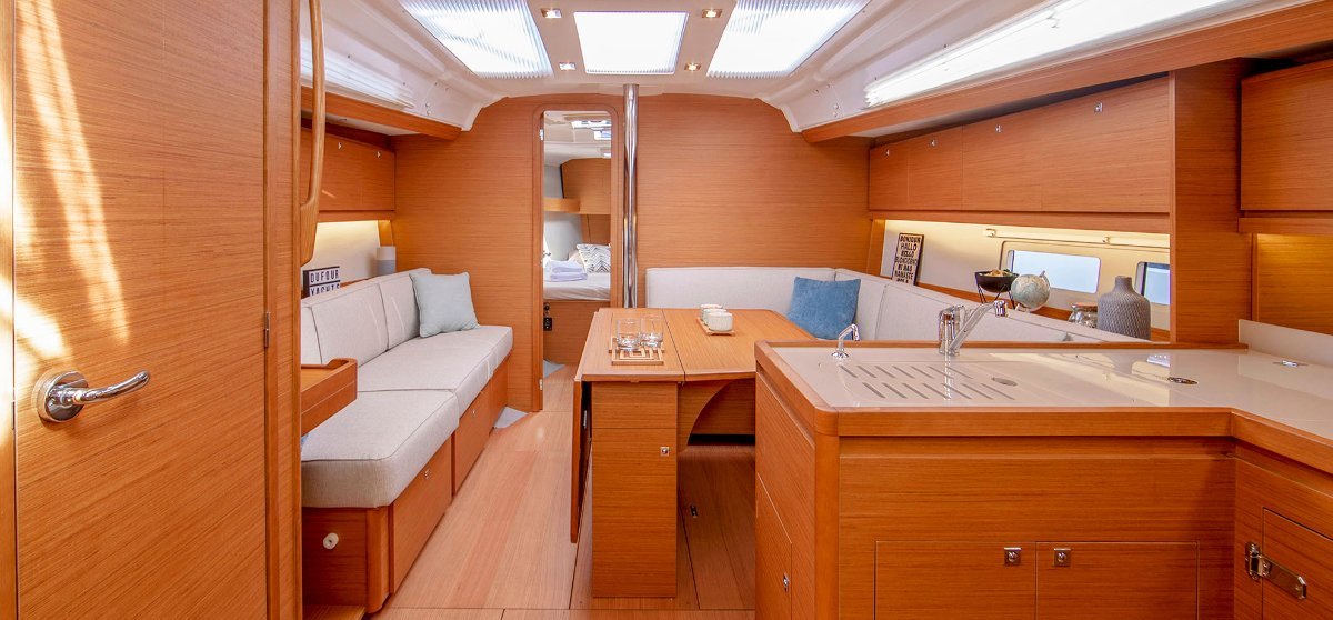 2021 Dufour 390 | Boat Research | Boats Online