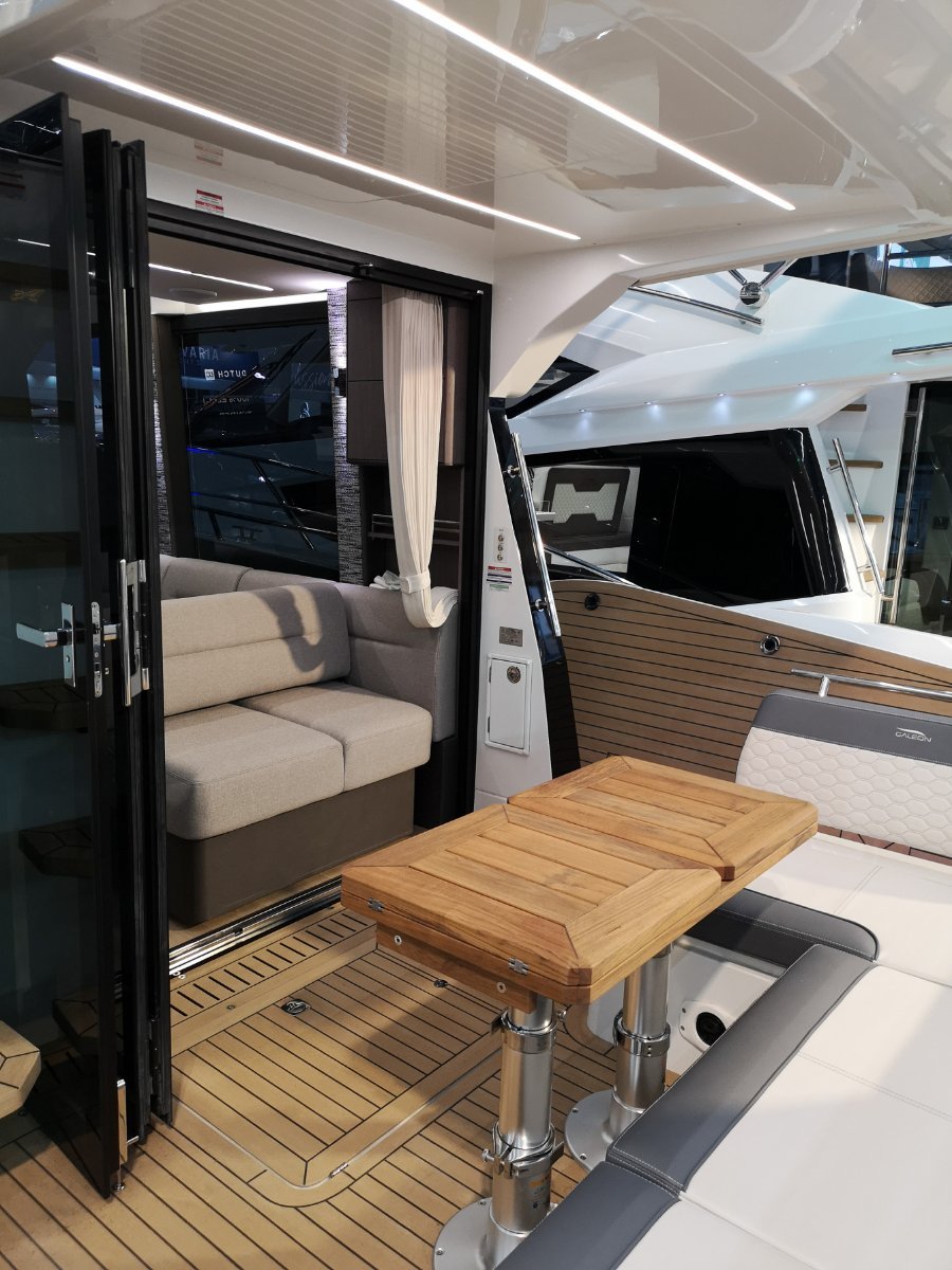 2021 Galeon 400 Fly | Boat Research | Yachthub