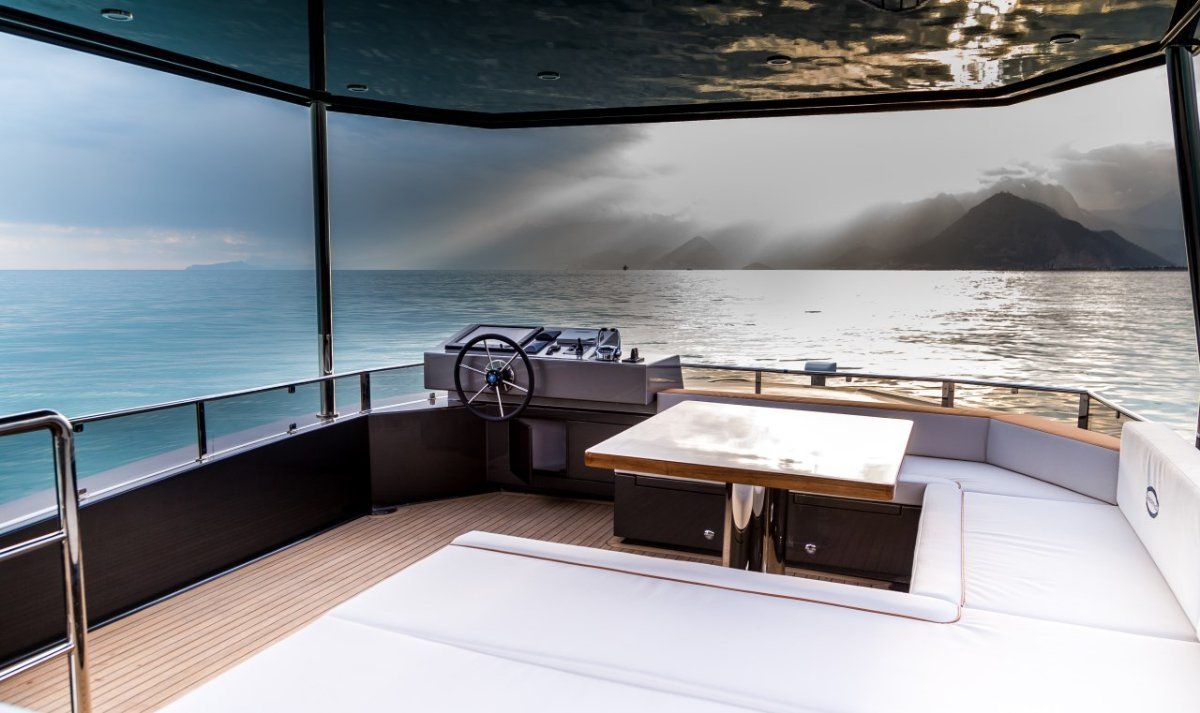 2021 Bering 70 | Boat Research | Yachthub