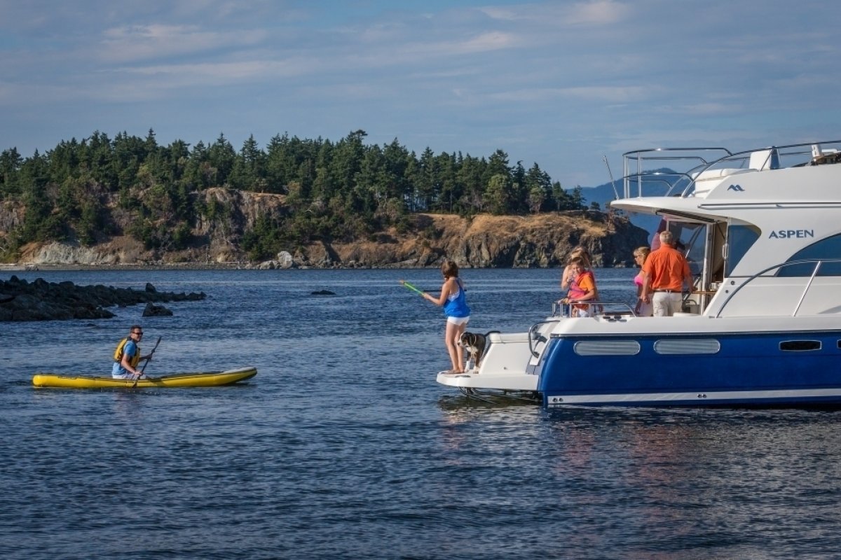 2021 Aspen Power Catamaran C120 | Boat Research | Yachthub