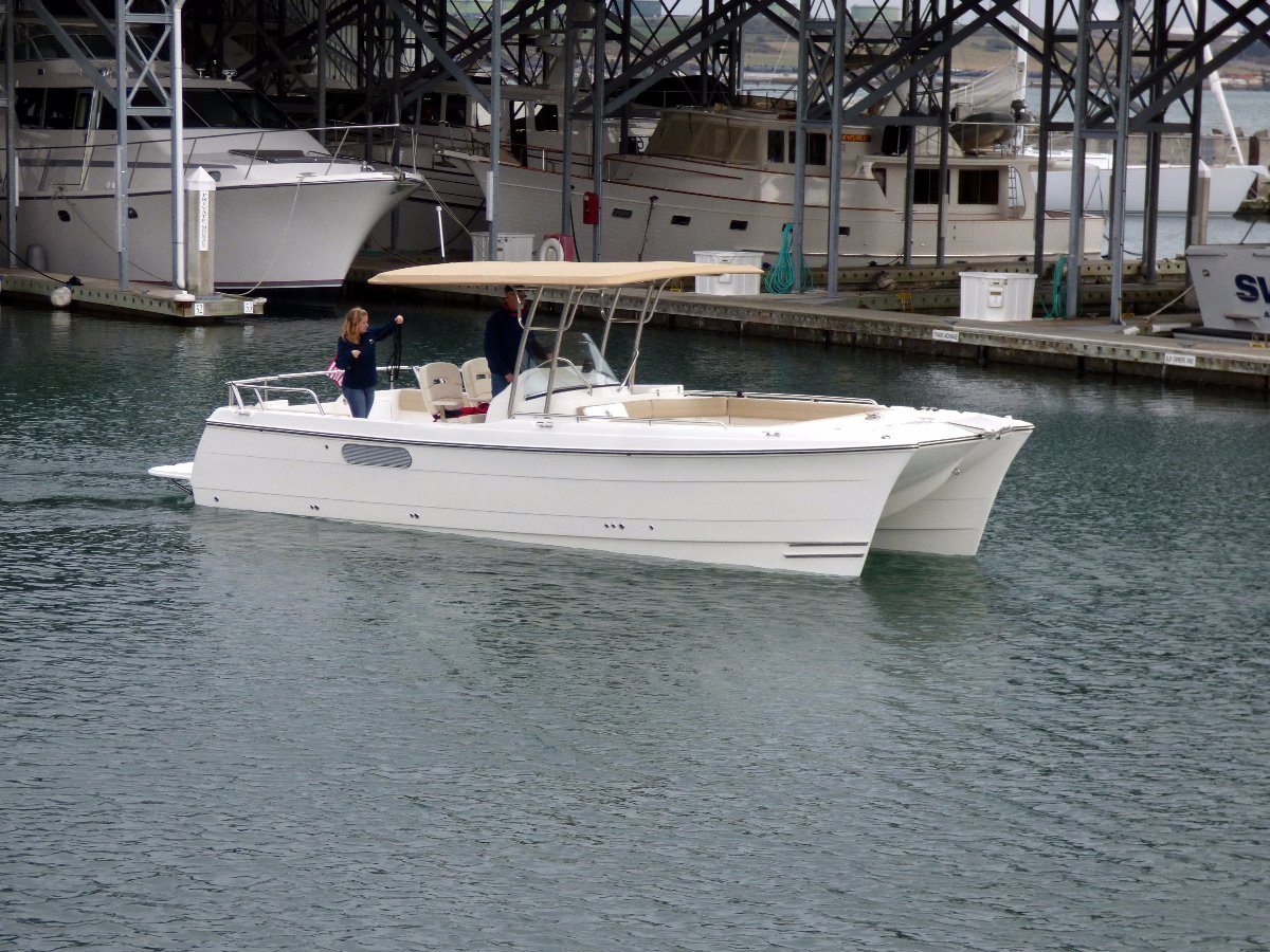 2021 Aspen Power Catamaran L90xl | Boat Research | BoatsOnline