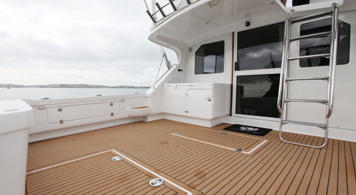 2021 Caribbean 35 Flybridge Cruiser | Boat Research | Yachthub