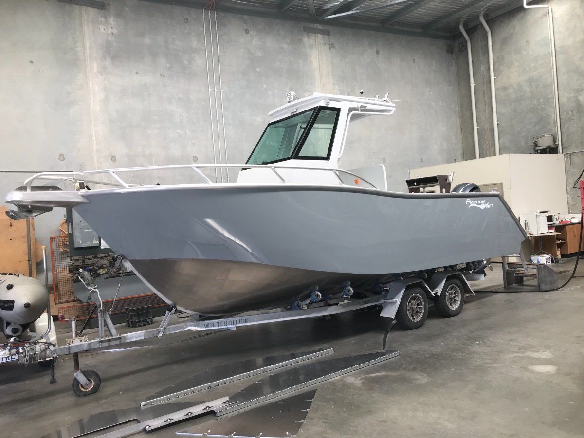 2021 Preston Craft 740 Centre Console Hard Top | Boat Research | Yachthub