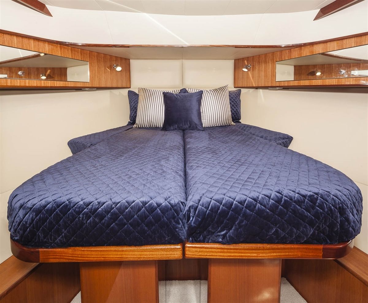 2021 Alaska 49 Sedan | Boat Research | Yachthub