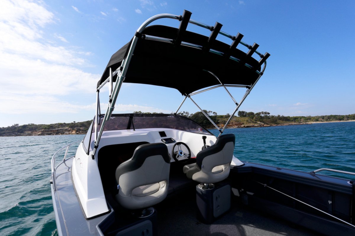 2021 Anglapro Escapade | Boat Research | BoatsOnline
