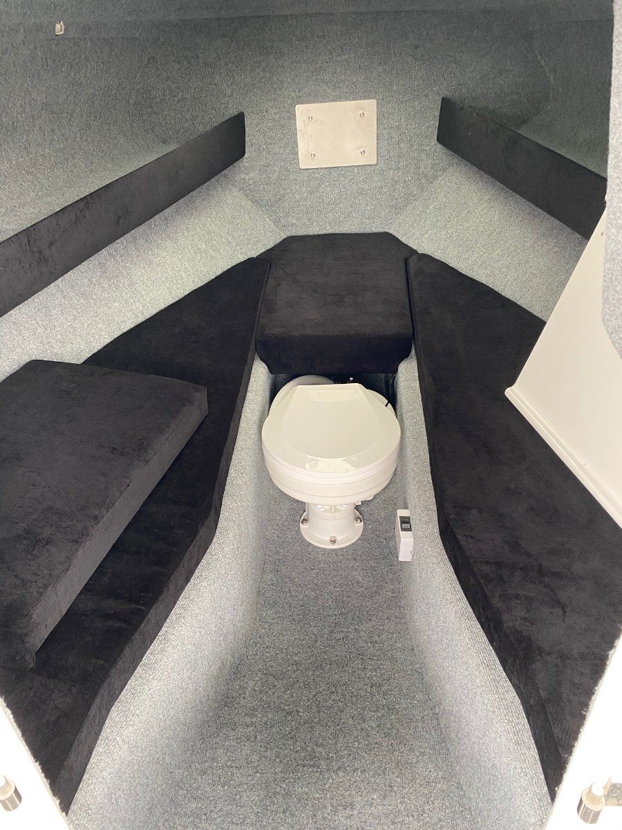 2021 Oryx Orca 7500 All Rounder | Boat Research | Boats Online