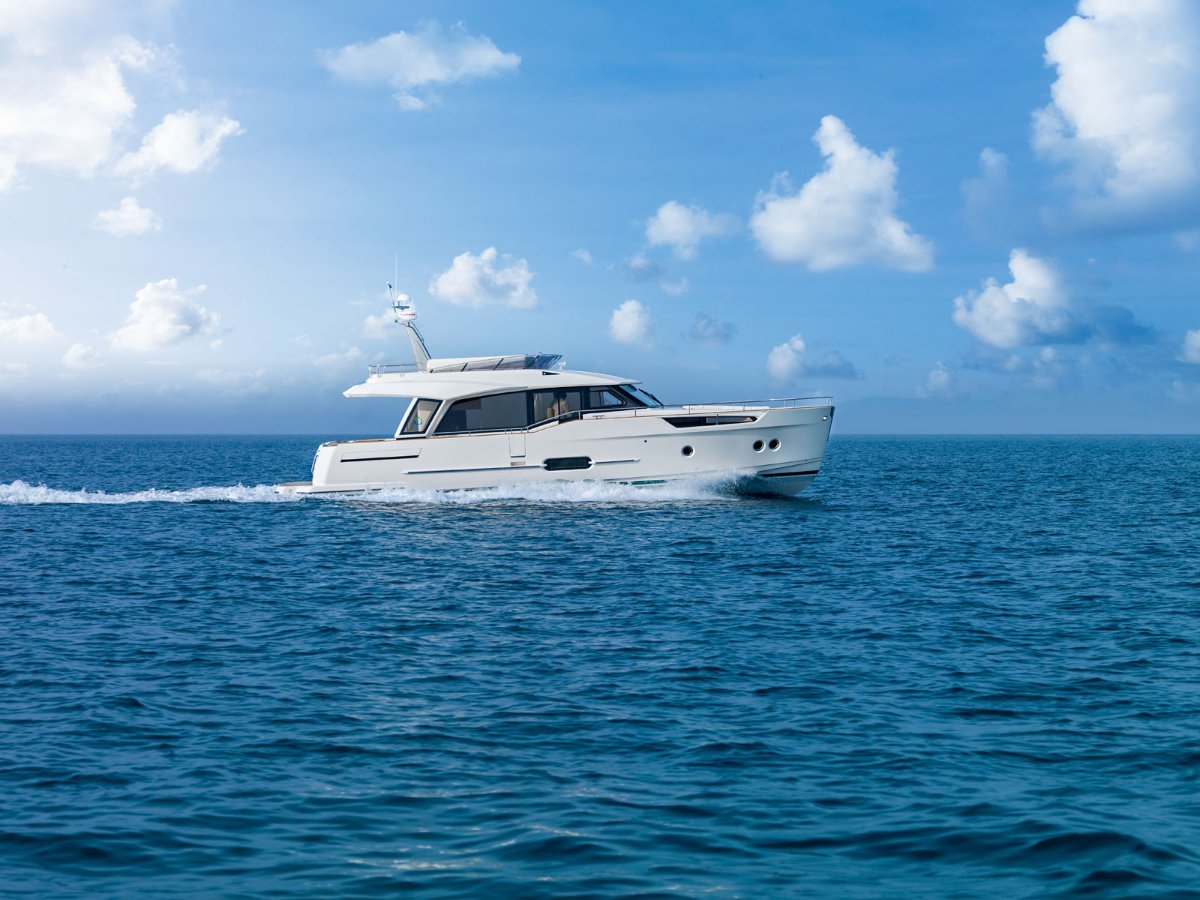 2021 Greenline 48 Fly | Boat Research | Yachthub