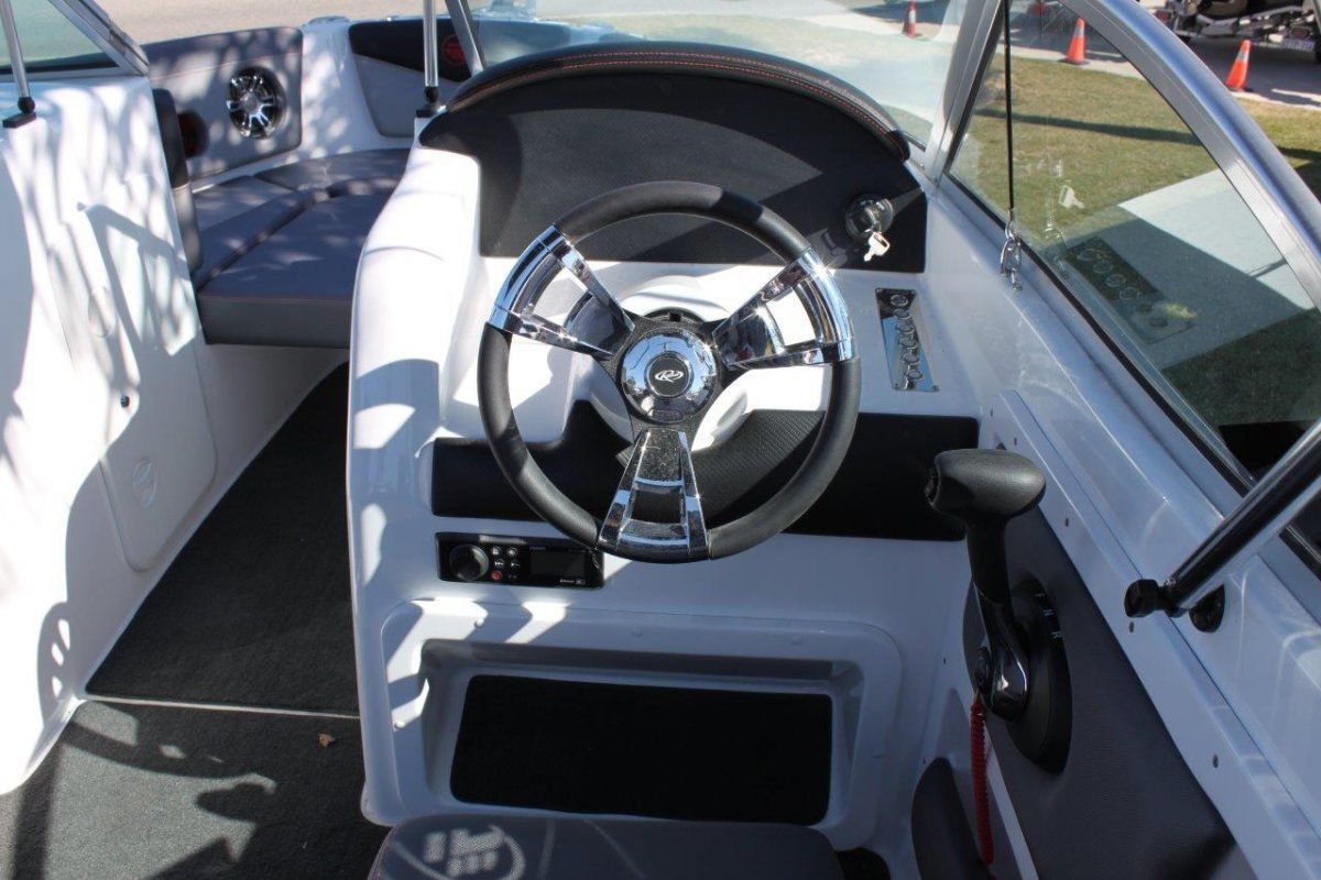 2021 Revival 590 X-rider | Boat Research | Yachthub