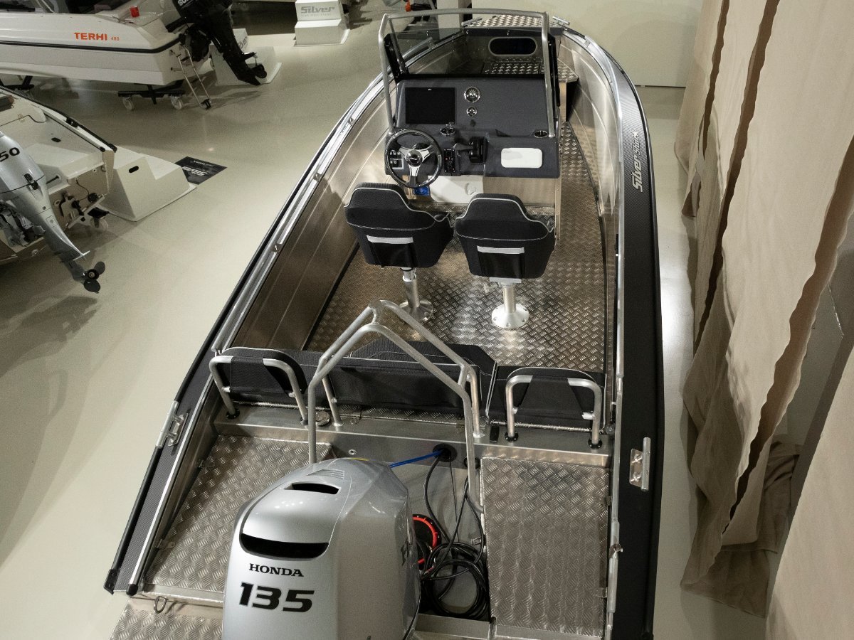 2021 Silver Boats Shark Ccx | Boat Research | BoatsOnline