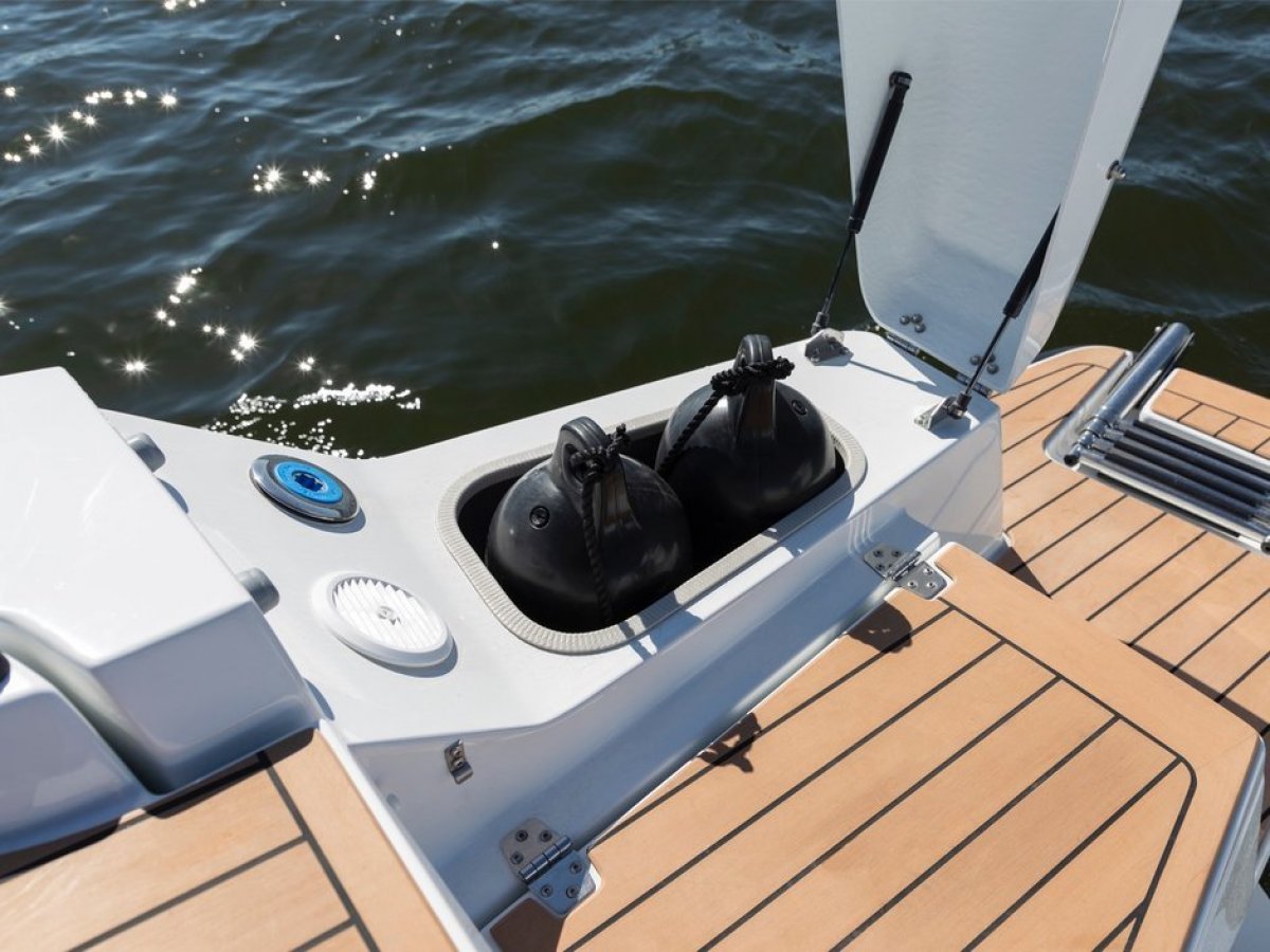 2021 Silver Boats Viper Dcz | Boat Research | Yachthub