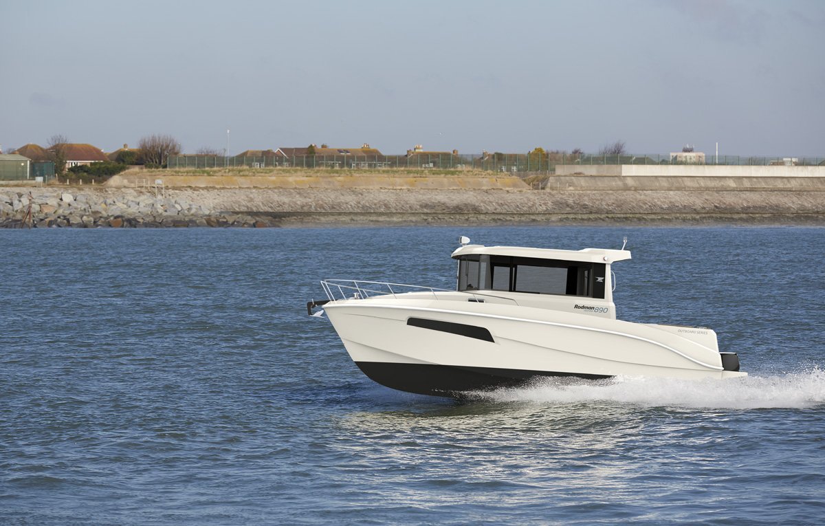 2020 Rodman 890 Ventura | Boat Research | Boats Online